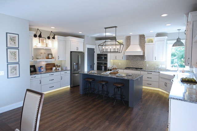 Grand Rapids Parade of Homes 2017 - Transitional - Kitchen - Grand Rapids - by Starlite Kitchens ...