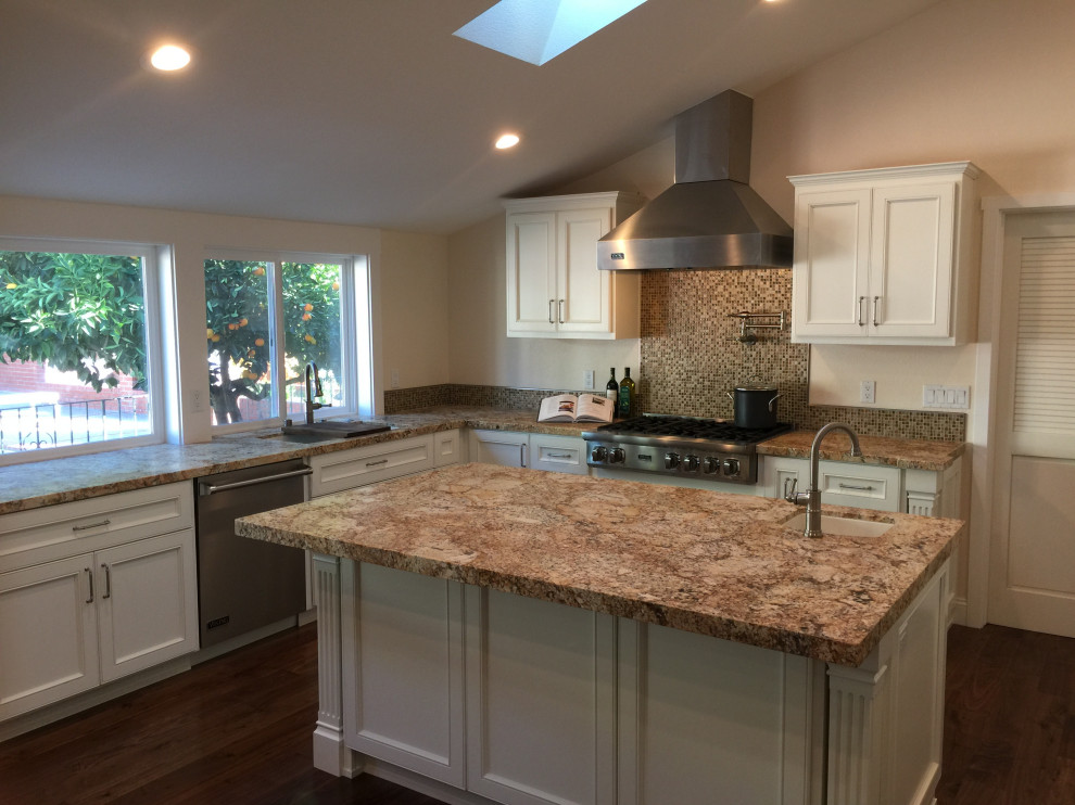 Grand White Kitchen in Moraga - Kitchen - San Francisco - by The Bath ...