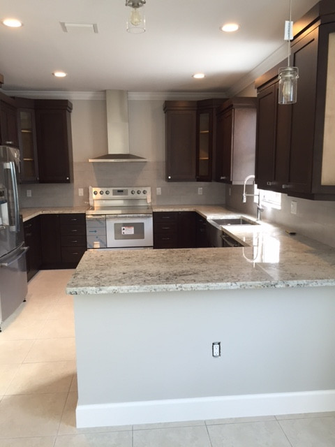 GRANITE COUNTERTOP EXPRESSO KITCHEN - Contemporain - Cuisine - Miami ...