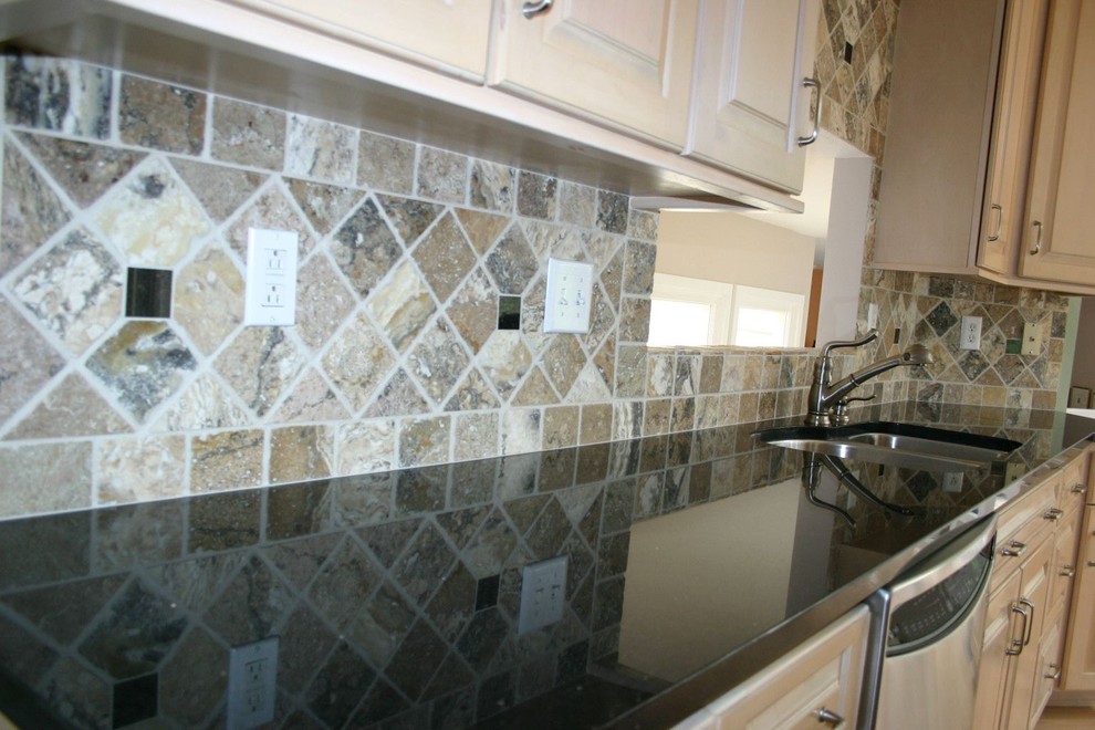 Granite Countertops and Tile Backsplash Ideas - Eclectic - Kitchen ...