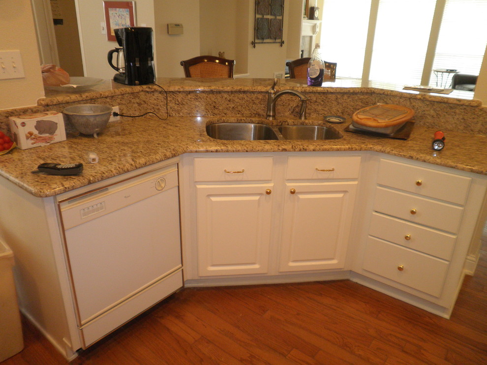Granite Countertops & Vanities - Traditional - Kitchen - Austin - by ...