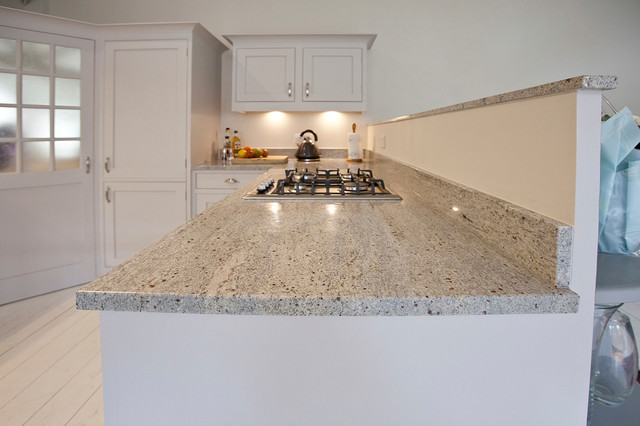Granite Worktops with Inset Gas Hob - Contemporary - Kitchen - London ...