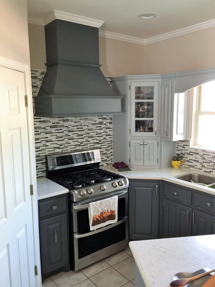 Gray Monochromatic Kitchen Remodel - Traditional - Kitchen - Little ...