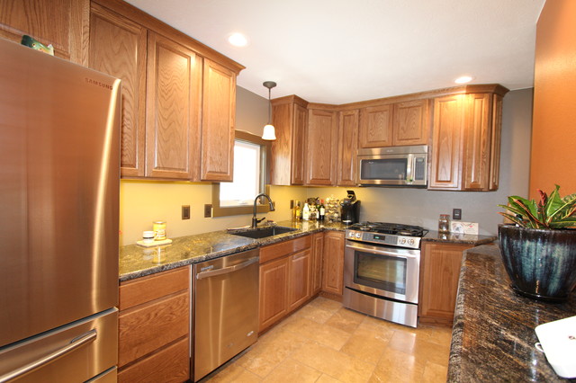 Great Bachelor Pad Remake - Classique Chic - Cuisine - Omaha - par ...