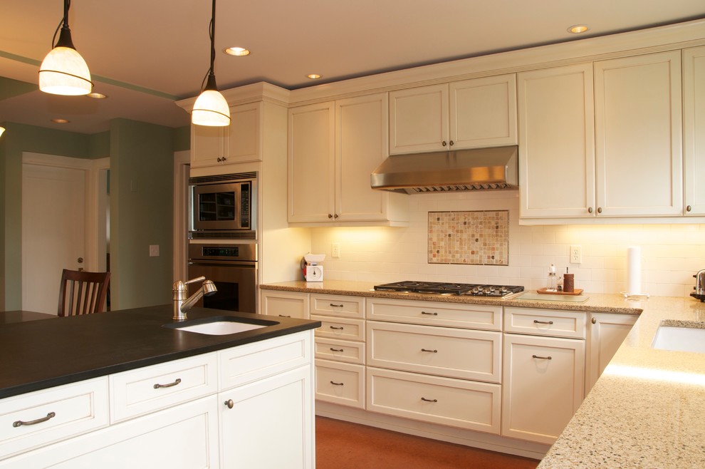 Greenlake Craftsman - Traditional - Kitchen - Seattle - by Satterberg ...