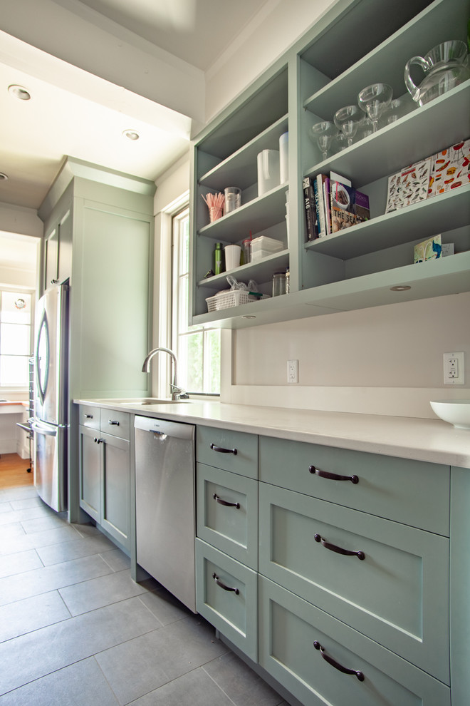 Gulf Island Custom - Traditional - Kitchen - Vancouver - by Classic ...