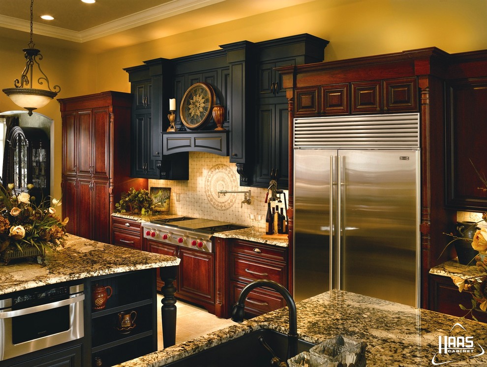 Haas Cabinets - Traditional - Kitchen - Louisville - by Creative Custom ...