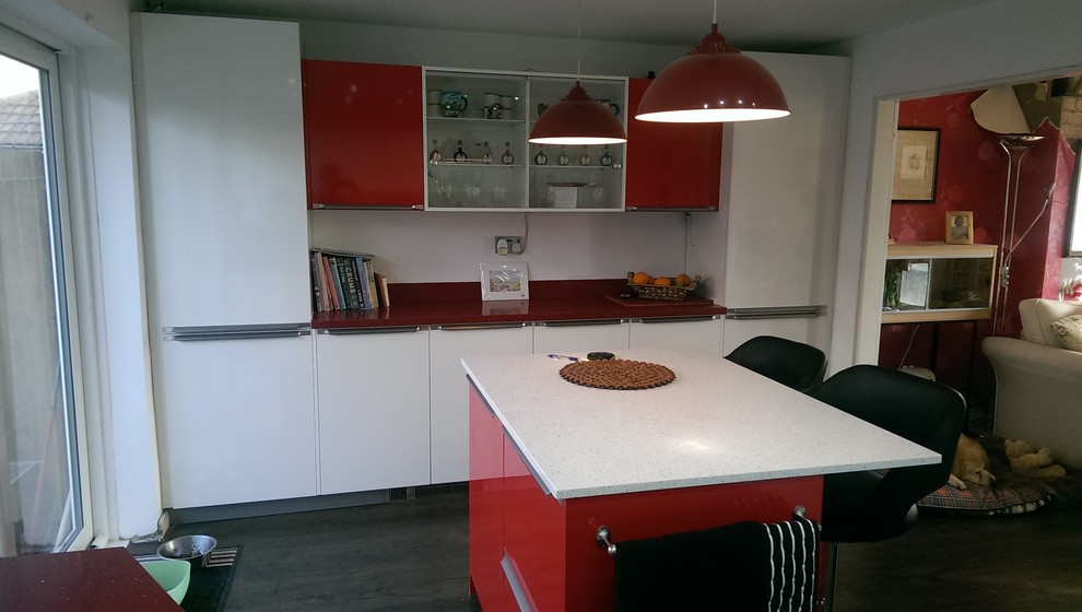 Hacker Kitchen Caerphilly - Modern - Kitchen - Cardiff - by Classic ...