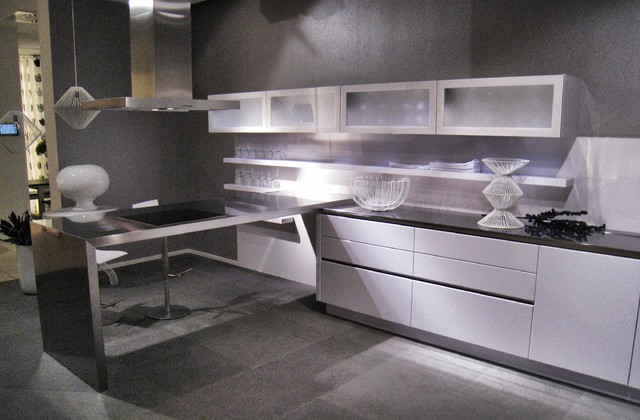 Hacker Kitchen Showroom in Germany - Contemporain - Cuisine ...