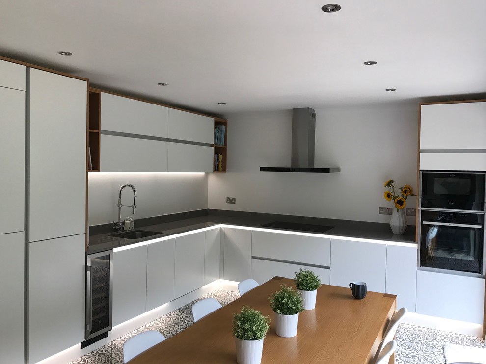 Hamilton, Kitchen Design - Modern - Kitchen - Glasgow - by Delta ...