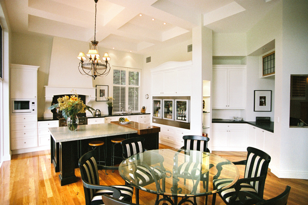 Hamptons Interior - Beach Style - Kitchen - Gold Coast - Tweed - by ...