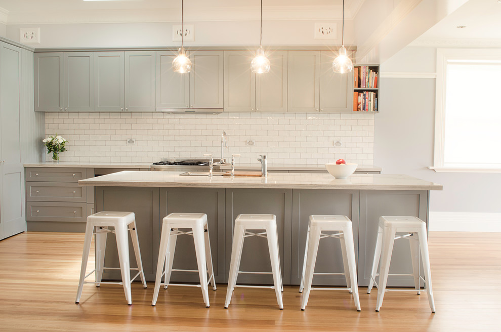 Hamptons Style Kitchen | Blue Tea Kitchens - Farmhouse - Kitchen ...