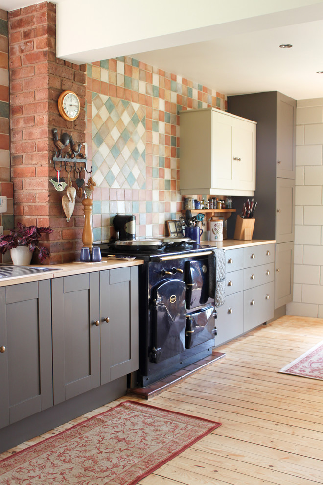 Hand-painted shaker style farmhouse kitchen - Farmhouse - Kitchen ...