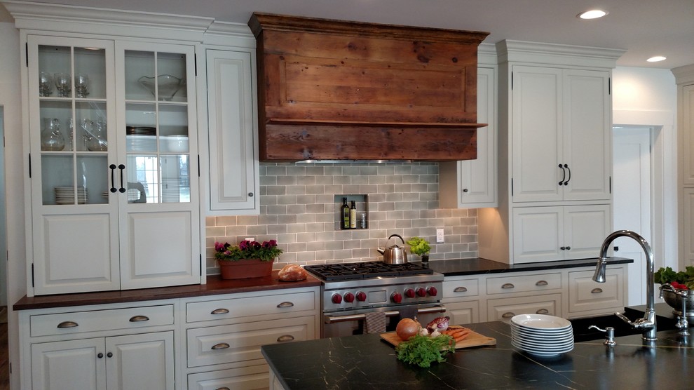 Hanna - Kitchen - Traditional - Kitchen - Wilmington - by Waterbury ...