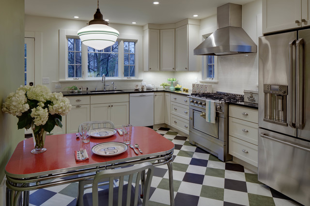 Room of the Day: Happy Retro Style for a Family Kitchen