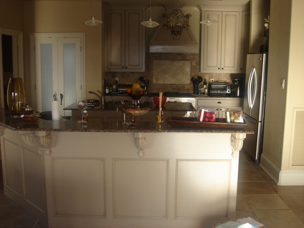 Hard Rock Stone and Tile - Traditional - Kitchen - Miami - by Hard Rock ...
