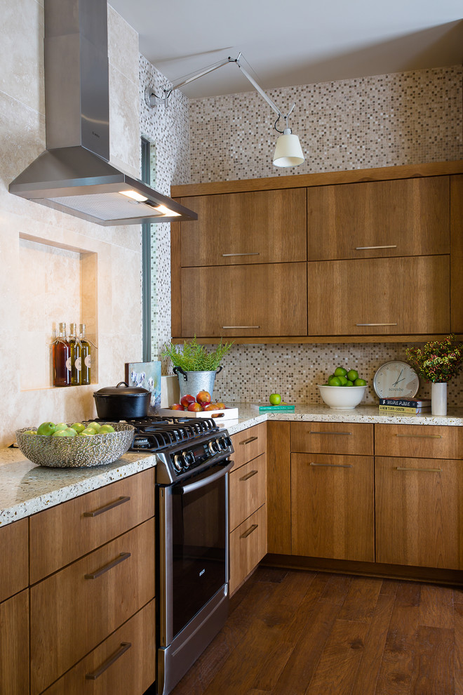 HGTV - Modern - Kitchen - Atlanta - by Insidesign | Houzz