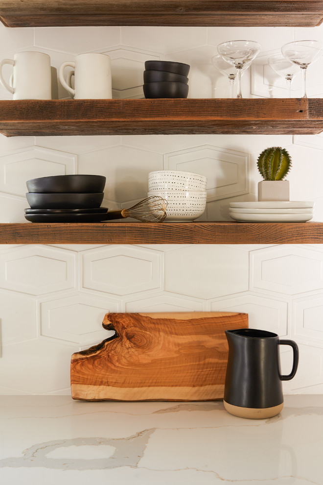 HGTV MIDCENTURY | INDUSTRIAL KITCHEN - Midcentury - Kitchen - Los ...