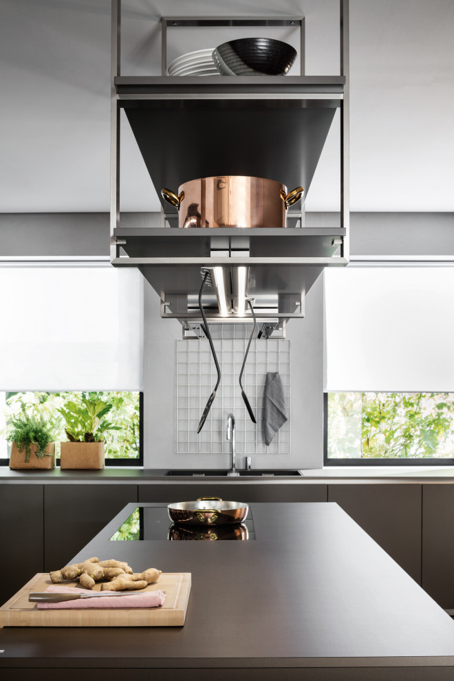 Hi Line kitchen range by Pietro Ferruccio - Industrial - Kitchen ...