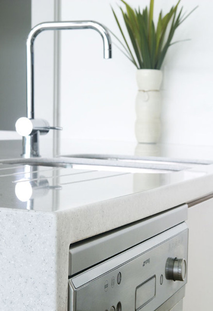 HI-MACS® Kitchen Benchtop - Modern - Kitchen - Melbourne - by HI-MACS® Solid Surface Australia ...