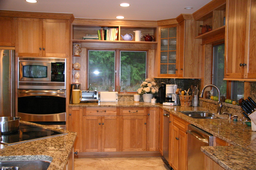 Hickory Cabinets Kitchen - Traditional - Kitchen - DC Metro - by ...