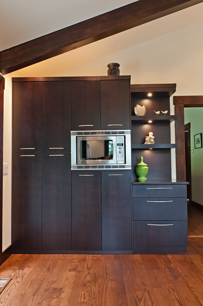 High Gloss White - Contemporary - Kitchen - Vancouver - by Harbour City ...