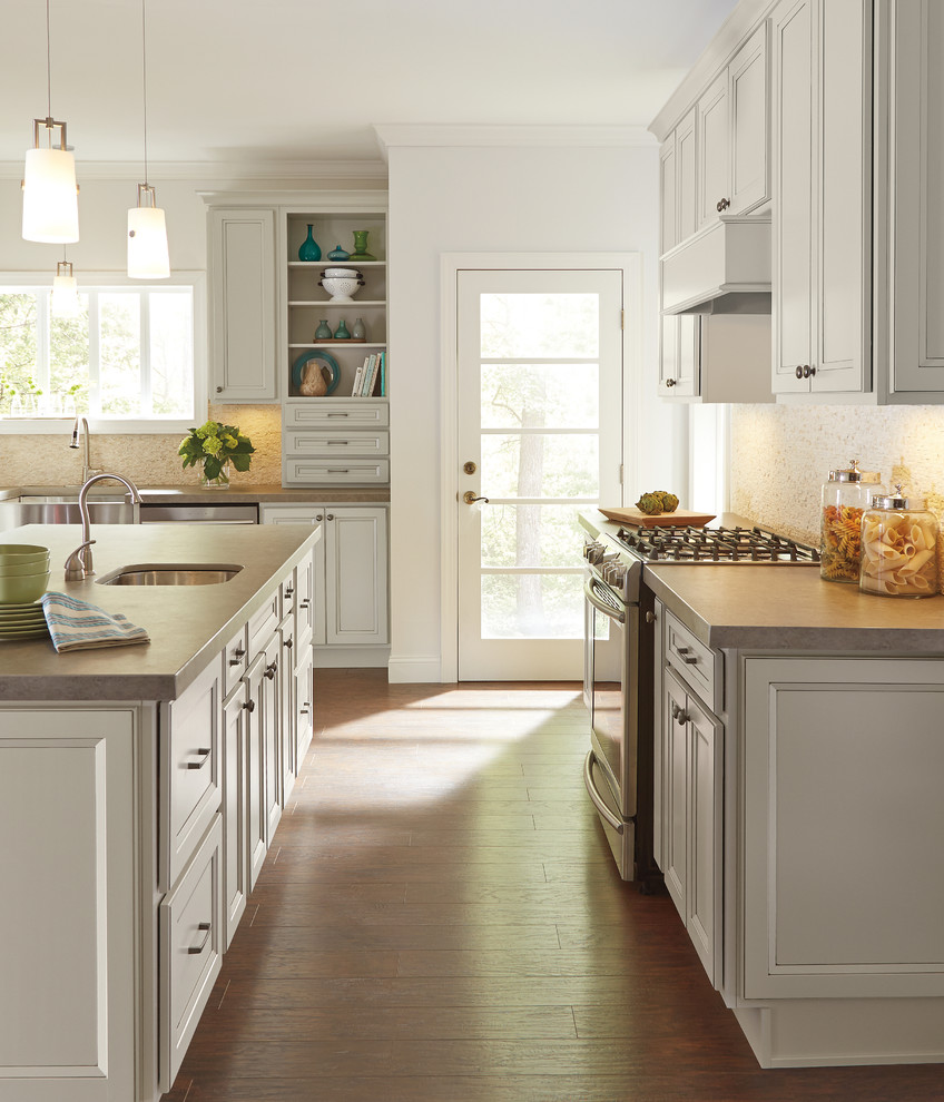 Homecrest Cabinets - Traditional - Kitchen - Los Angeles - by Floor ...