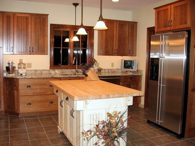 HomeStyle Kitchens - Traditional - Kitchen - Boston - by Howe Lumber ...