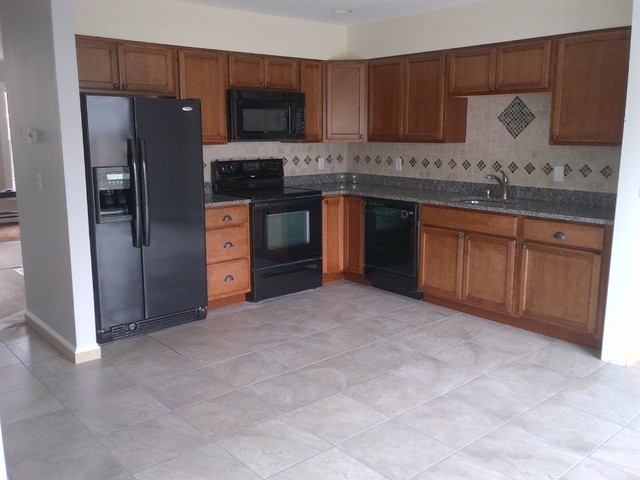 HomeStyle Kitchens - Classique - Cuisine - Boston - par Howe Lumber ...