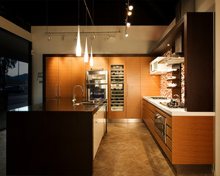 Horizontal Rift White Oak - Contemporary - Kitchen - Phoenix - by ...