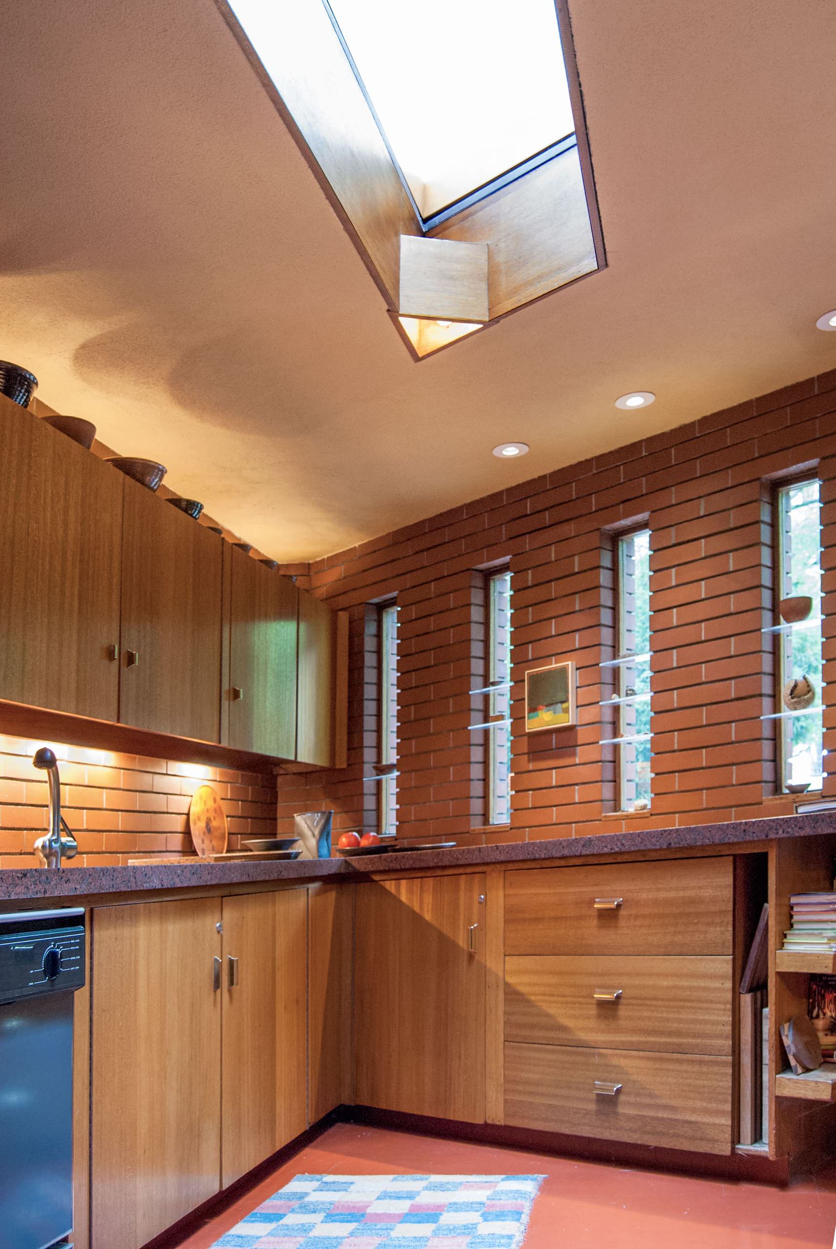Frank Lloyd Wright Homes In Canton Ohio Houzz Tour: A Frank Lloyd