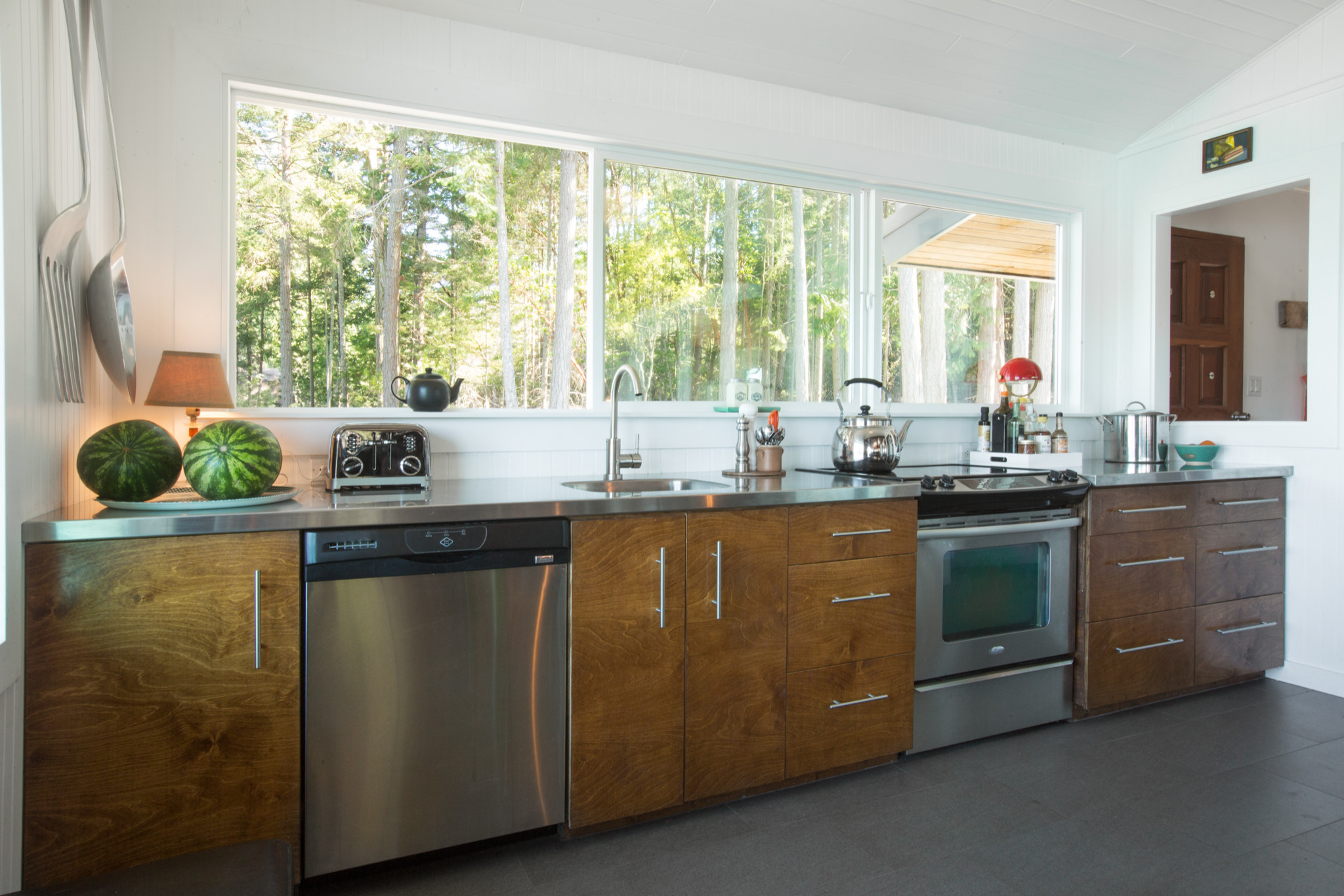 Houzz Tour: Designers Get Creative With Their Island Getaway