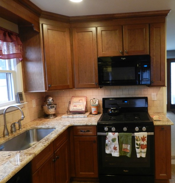 Howell Kitchen - Transitional - Kitchen - New York - by Remya Warrior ...