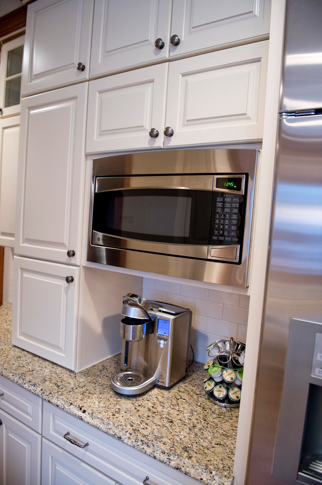 Hudson Kitchen 1 - Traditional - Kitchen - Cleveland - by Hurst Design ...