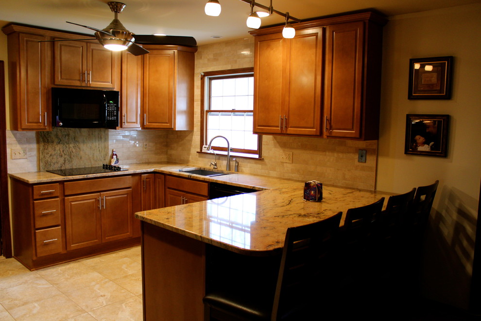 Hunter Kitchen - Klassisch - Küche - Houston - von Done Renovations | Houzz