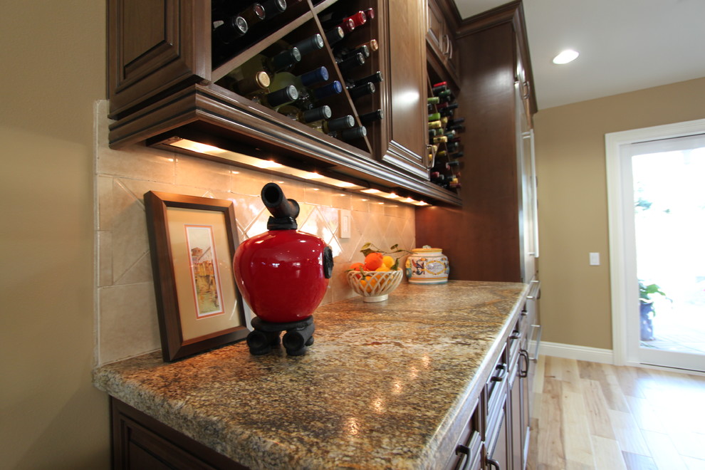 Huntington Beach kitchen - Traditional - Kitchen - Orange County - by ...