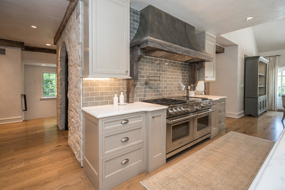 Huntleigh Woods Custom Home 2 - Traditional - Kitchen - St Louis - by G ...