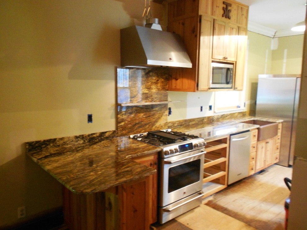 HURRICANE GRANITE on Oak Cabinets - Traditional - Kitchen - Charlotte ...