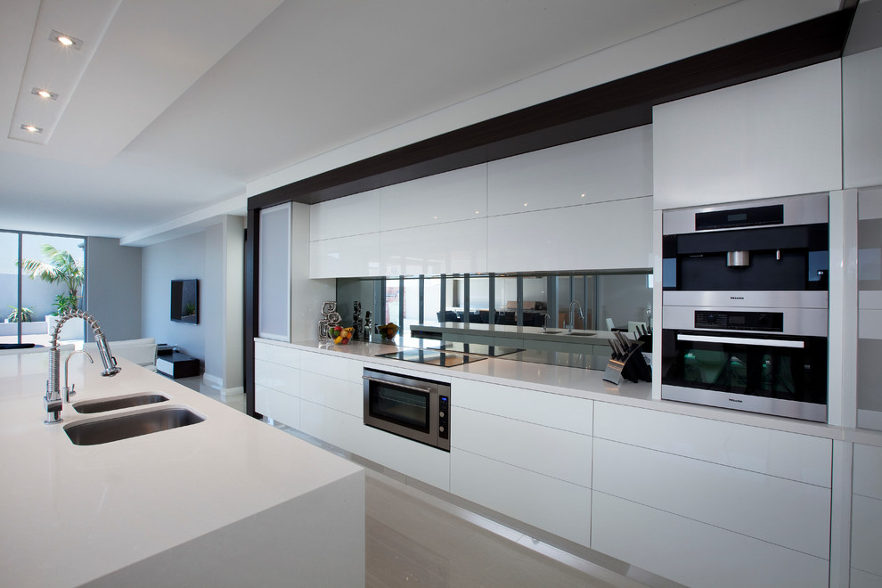 Iluka (RZP11) - Modern - Kitchen - Perth - by Renovation Capital | Houzz