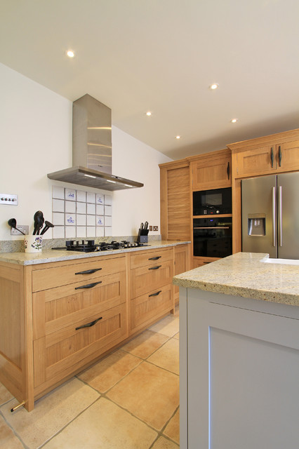 In-Frame Oak & Painted Shaker Kitchen in Parma Grey - Contemporary ...