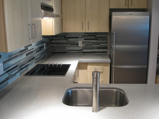 Interstyle Glass Tile - Modern - Kitchen - Las Vegas - by CheaperFloors ...