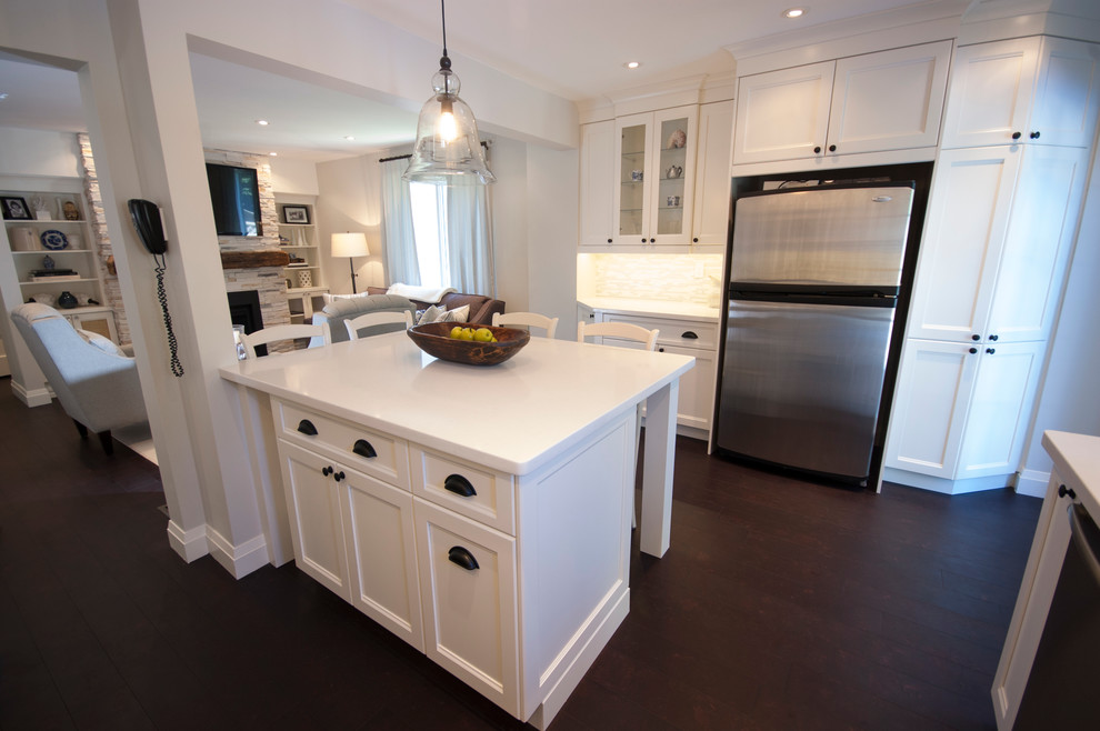 Intimate Kitchen and Family Room - Traditional - Kitchen - Toronto - by ...