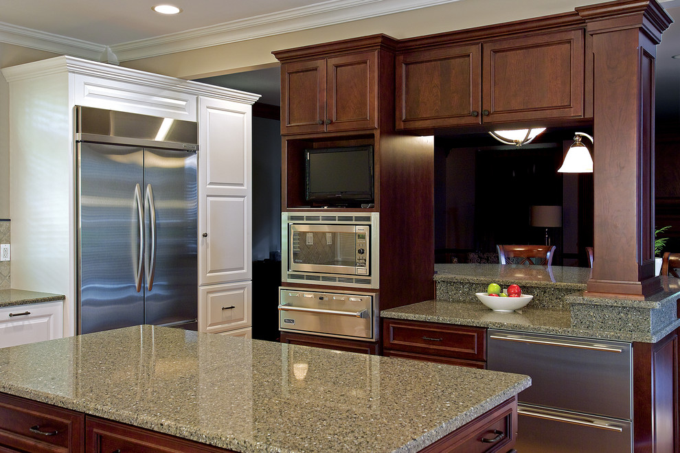 Inverness Kitchen - Traditional - Kitchen - Chicago - by Cabinets Plus ...