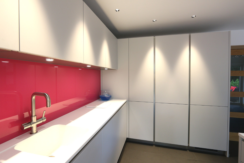 IQ Kitchens by Watermark - Contemporary - Kitchen - Buckinghamshire ...