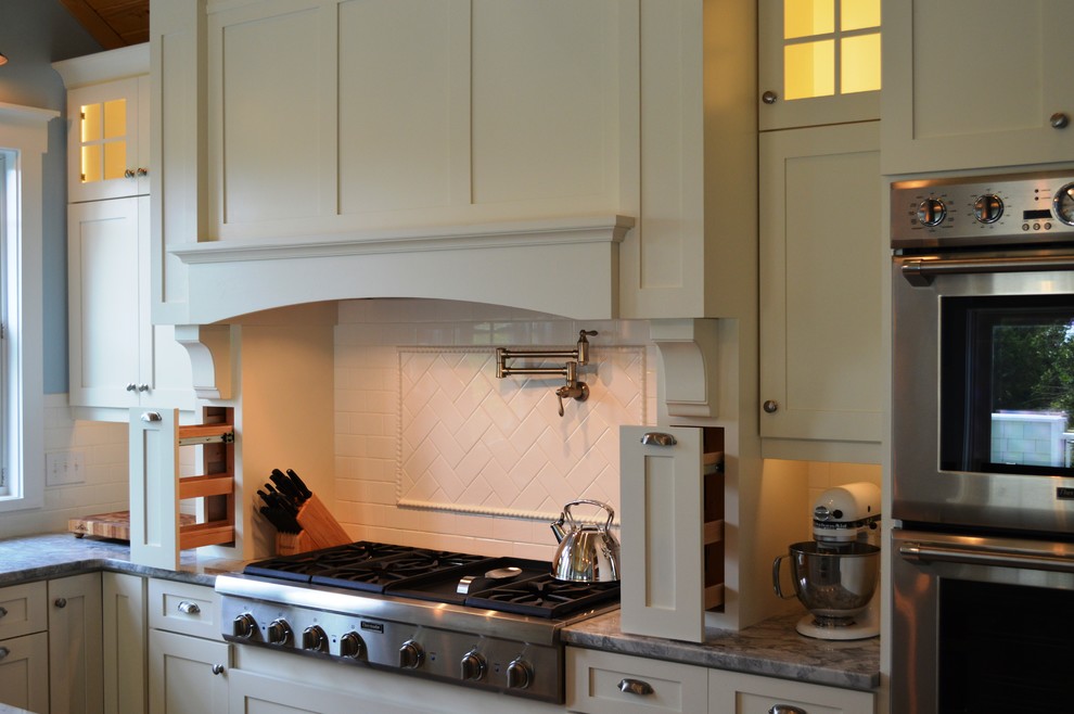 Island Cottage Gourmet - Traditional - Kitchen - Wilmington - by ...