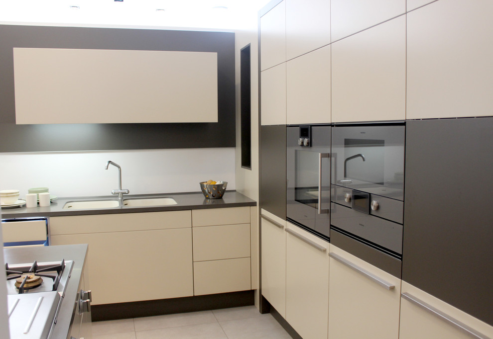Istanbul Showroom / Kalamis - Kitchen - Other - by LEICHT Turkey by ...