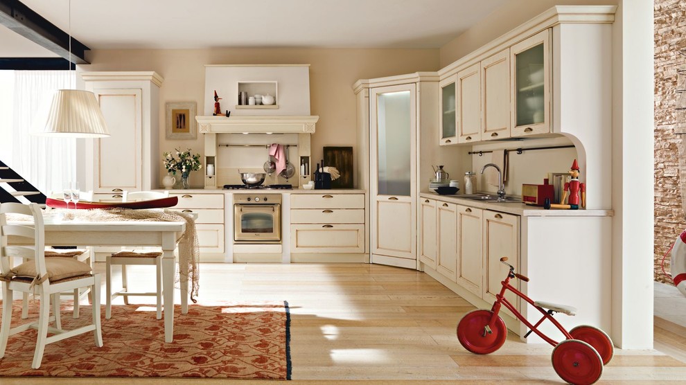 Italian kitchen cabinets by EffeQuattro Cucine Model - Valencia ...