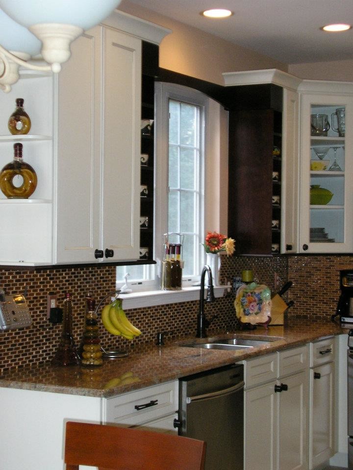 Jackson kitchen - Traditional - Kitchen - New York - by Remya Warrior ...