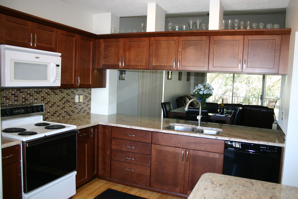 Java shaker kitchen - Traditional - Kitchen - Tampa - by Fusion ...