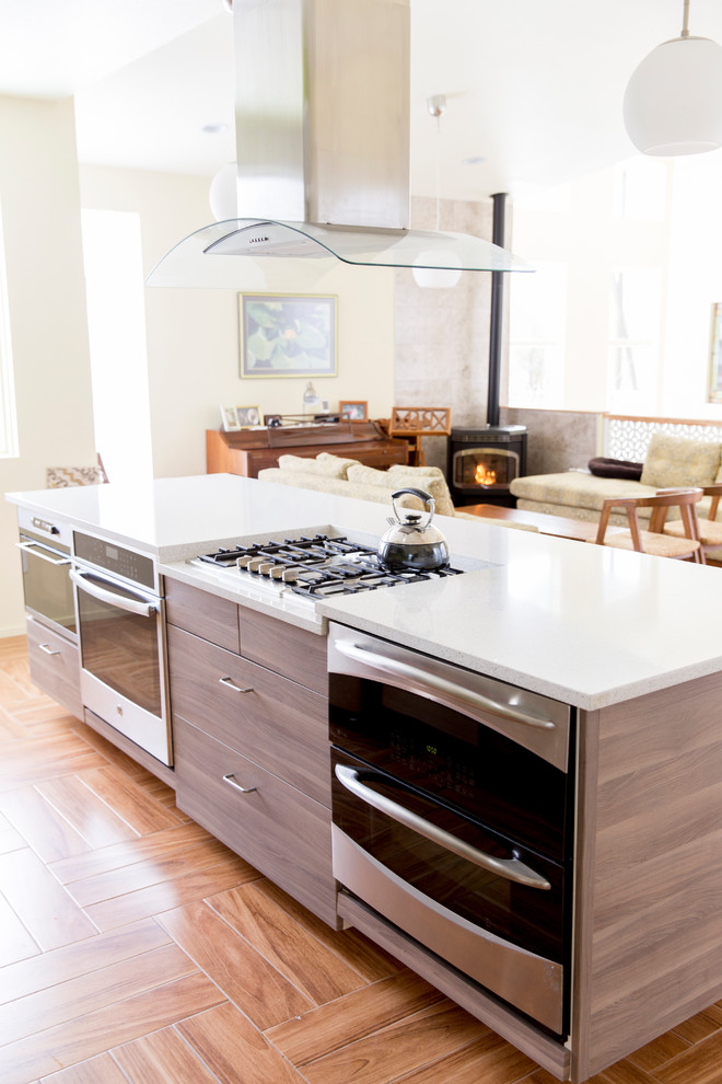 Jazz House - Modern - Kitchen - Denver - by F9 Productions Inc. | Houzz